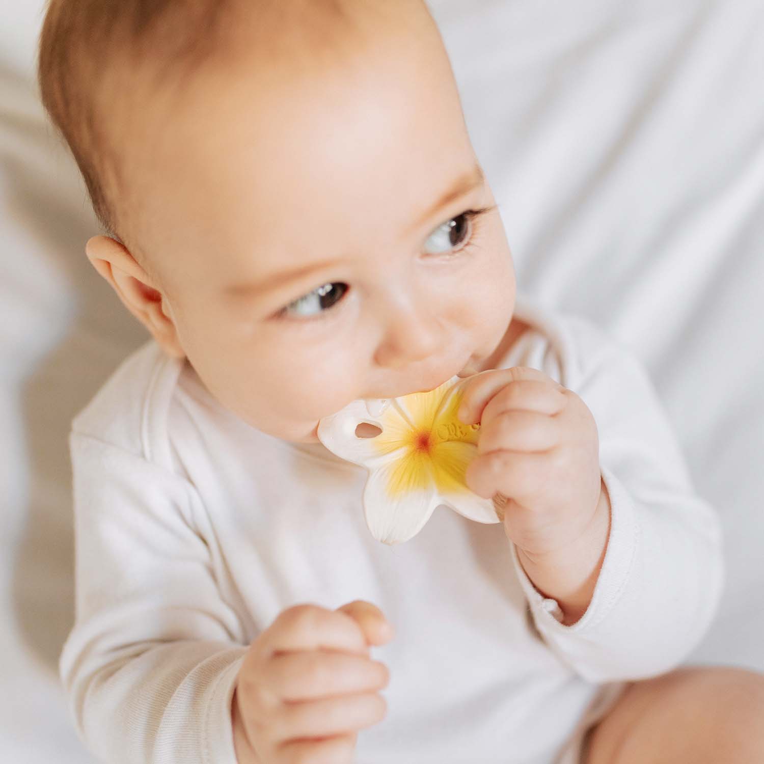 Hawaii Flower Teether by Oli and Carol – Little Earth Nest